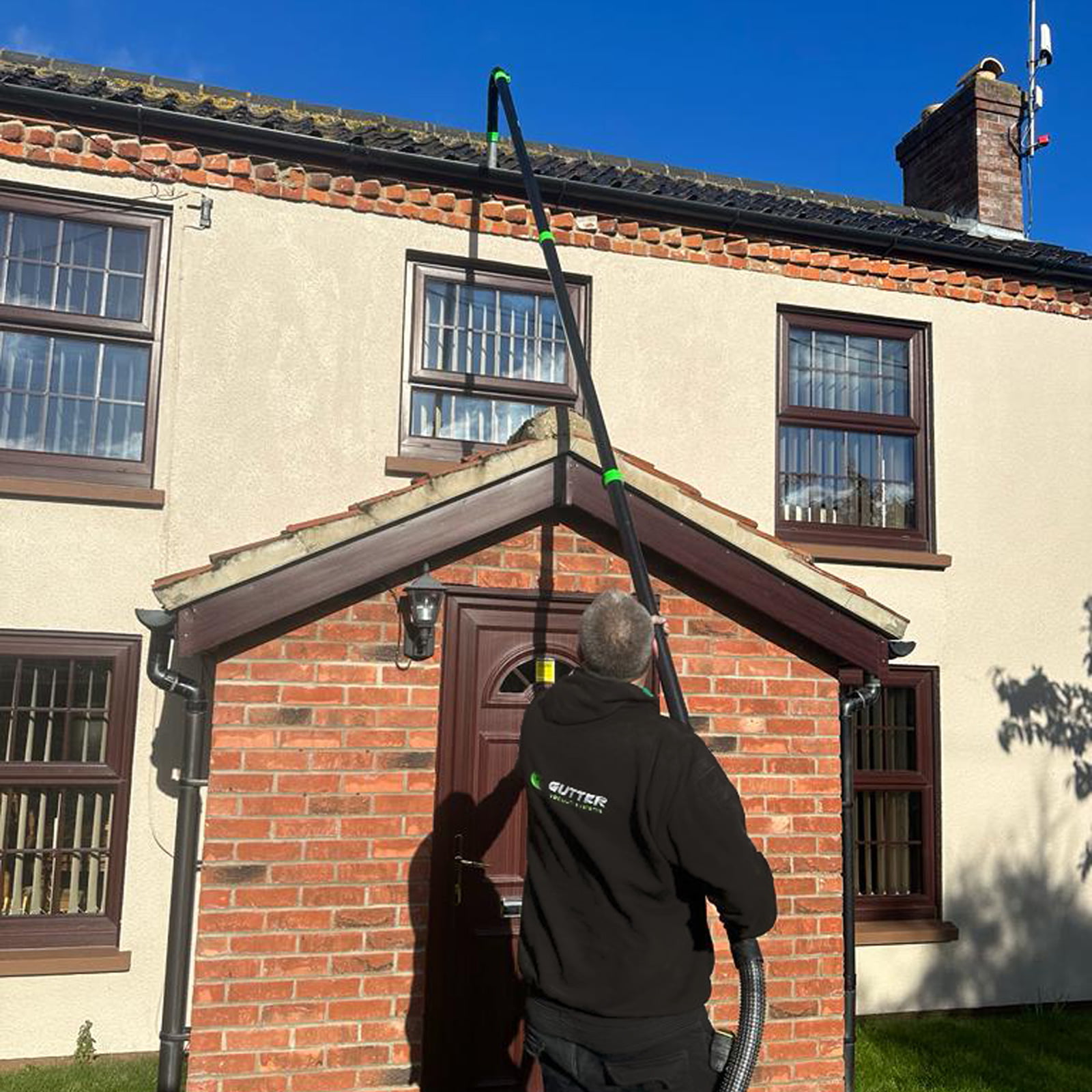 Gutter Vacuum Systems and Pole Kit Packages | Gutter Vacuum Systems